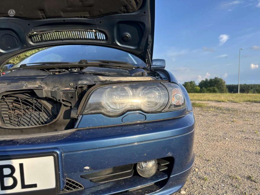 Blue BMW 325 2002 in Vilnius, with an engine capacity of 2.49 L and mileage of 324 thousand km for 3000 €, photo 23 on AUTOMOTO.COM.LV