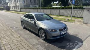Zils BMW 325 2006 Rīga, ar dzinēja tilpumu 2.50 L un nobraukumu 115 tūkst. km par 15000 €, foto 4 vietnē AUTOMOTO.COM.LV
