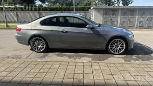 Zils BMW 325 2006 Rīga, ar dzinēja tilpumu 2.50 L un nobraukumu 115 tūkst. km par 15000 €, foto 5 vietnē AUTOMOTO.COM.LV