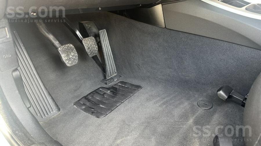 Zils BMW 325 2006 Rīga, ar dzinēja tilpumu 2.50 L un nobraukumu 115 tūkst. km par 15000 €, foto 23 vietnē AUTOMOTO.COM.LV