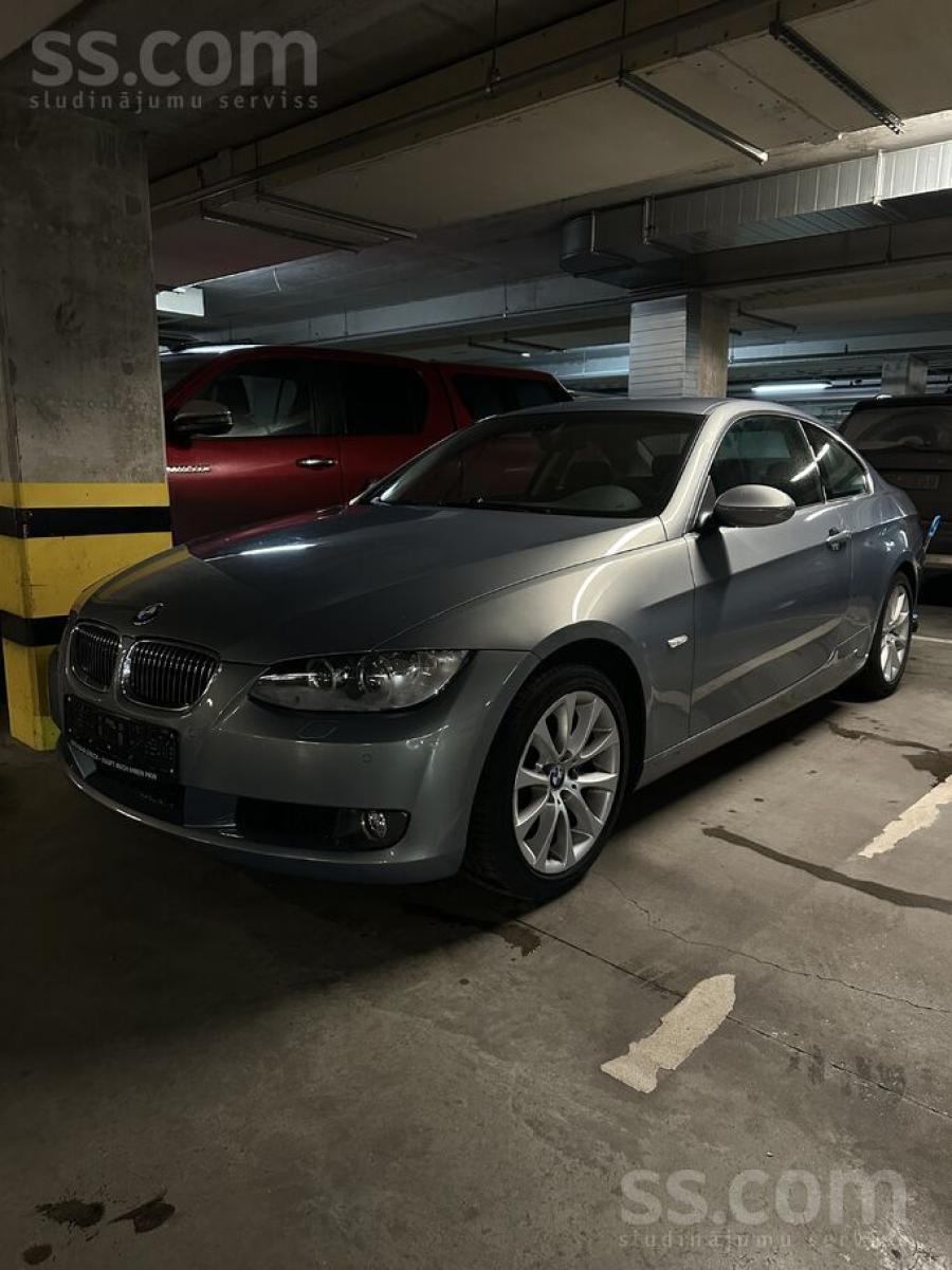 Zils BMW 325 2006 Rīga, ar dzinēja tilpumu 2.50 L un nobraukumu 115 tūkst. km par 15000 €, foto 26 vietnē AUTOMOTO.COM.LV