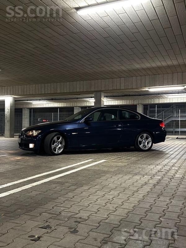 Blue BMW 325 2007 in Riga, with an engine capacity of 2.50 L and mileage of 285 thousand km for 6500 €, photo 3 on AUTOMOTO.COM.LV