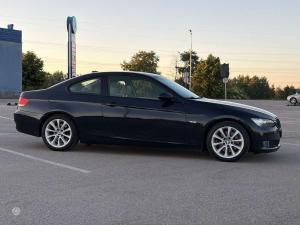 Blue BMW 325 2008 in Marijampole, with an engine capacity of 3.00 L and mileage of 223 thousand km for 5800 €, photo 3 on AUTOMOTO.COM.LV