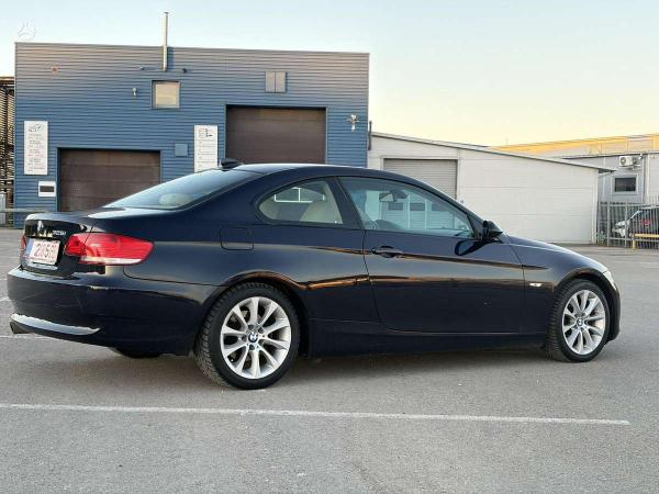 Zils BMW 325 2008 Marijampole, ar dzinēja tilpumu 3.00 L un nobraukumu 223 tūkst. km par 5800 €, foto 4 vietnē AUTOMOTO.COM.LV