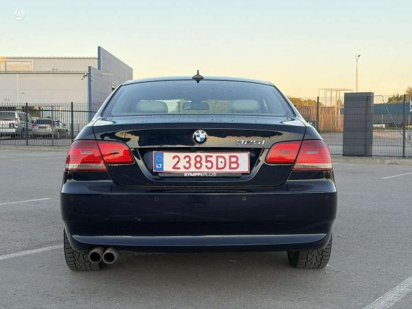 Zils BMW 325 2008 Marijampole, ar dzinēja tilpumu 3.00 L un nobraukumu 223 tūkst. km par 5800 €, foto 5 vietnē AUTOMOTO.COM.LV