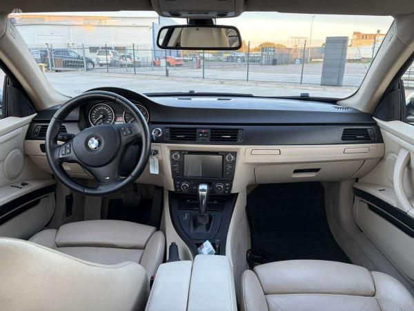 Zils BMW 325 2008 Marijampole, ar dzinēja tilpumu 3.00 L un nobraukumu 223 tūkst. km par 5800 €, foto 10 vietnē AUTOMOTO.COM.LV