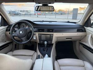 Blue BMW 325 2008 in Marijampole, with an engine capacity of 3.00 L and mileage of 223 thousand km for 5800 €, photo 11 on AUTOMOTO.COM.LV