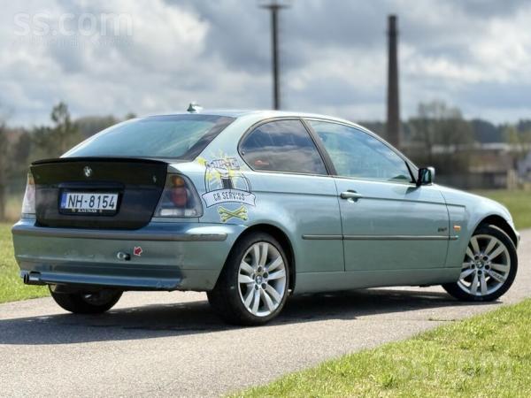 Zils BMW 325 2002 Cēsis, ar dzinēja tilpumu 2.50 L un nobraukumu 265 tūkst. km par 3500 €, foto 4 vietnē AUTOMOTO.COM.LV