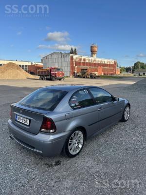 Zils BMW 325 2003 Limbaži, ar dzinēja tilpumu 2.50 L un nobraukumu 230 tūkst. km par 3500 €, foto 4 vietnē AUTOMOTO.COM.LV