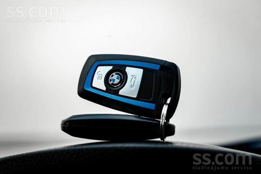 Zils BMW 325 2013 Rīga, ar dzinēja tilpumu 2.00 L un nobraukumu 172 tūkst. km par 13950 €, foto 31 vietnē AUTOMOTO.COM.LV