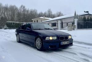 Zils BMW 325 1991 Šauļi, ar dzinēja tilpumu 2.50 L un nobraukumu 243 tūkst. km par 5499 €, foto 2 vietnē AUTOMOTO.COM.LV