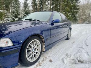 Zils BMW 325 1991 Šauļi, ar dzinēja tilpumu 2.50 L un nobraukumu 243 tūkst. km par 5499 €, foto 9 vietnē AUTOMOTO.COM.LV