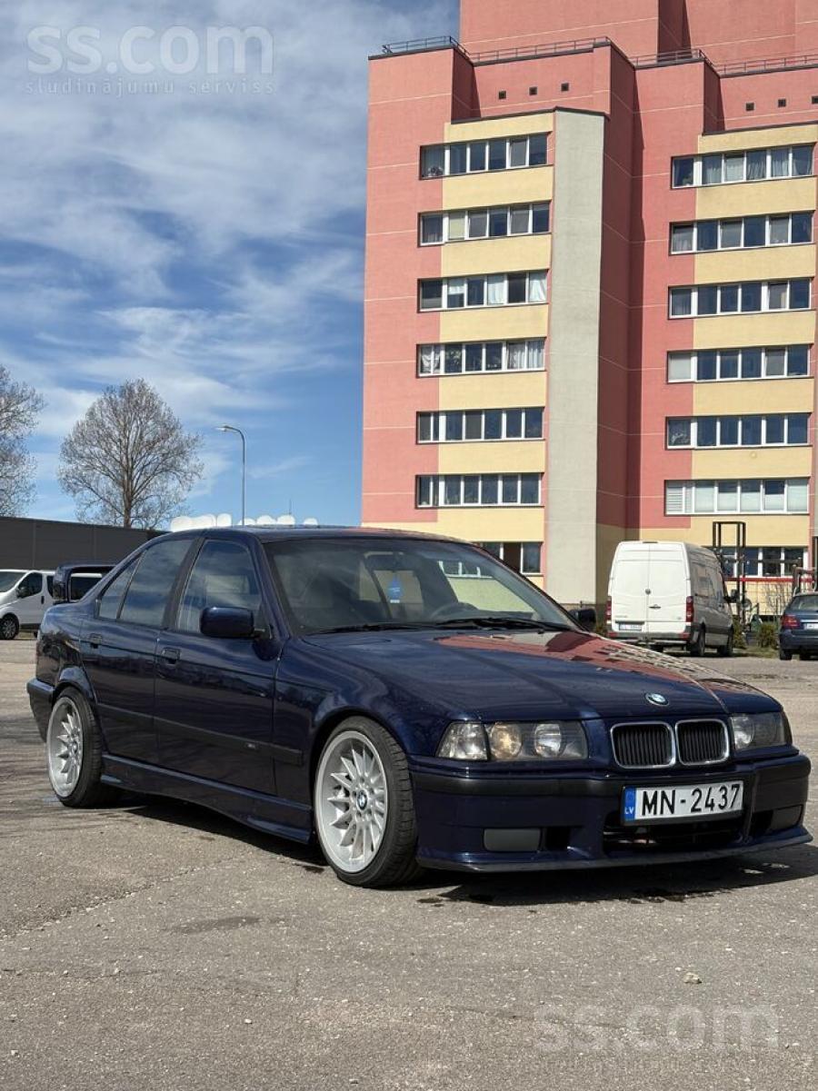 Zils BMW 325 1992 Liepāja, ar dzinēja tilpumu 2.50 L un nobraukumu 100 tūkst. km par 6500 €, foto 1 vietnē AUTOMOTO.COM.LV
