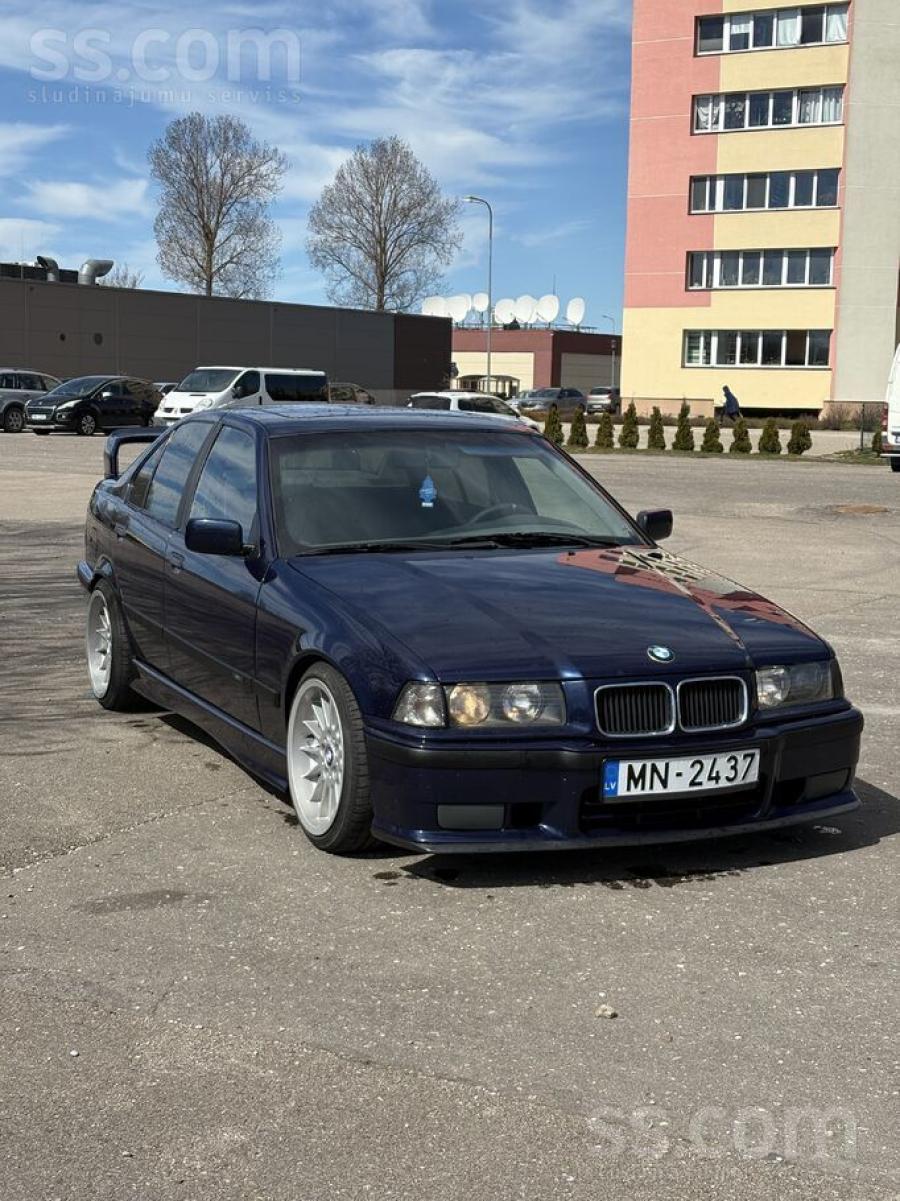 Zils BMW 325 1992 Liepāja, ar dzinēja tilpumu 2.50 L un nobraukumu 100 tūkst. km par 6500 €, foto 3 vietnē AUTOMOTO.COM.LV