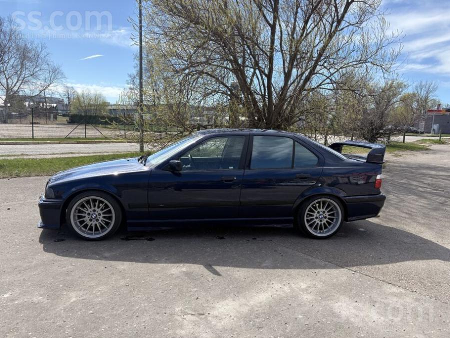 Zils BMW 325 1992 Liepāja, ar dzinēja tilpumu 2.50 L un nobraukumu 100 tūkst. km par 6500 €, foto 5 vietnē AUTOMOTO.COM.LV
