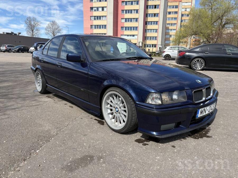Zils BMW 325 1992 Liepāja, ar dzinēja tilpumu 2.50 L un nobraukumu 100 tūkst. km par 6500 €, foto 8 vietnē AUTOMOTO.COM.LV