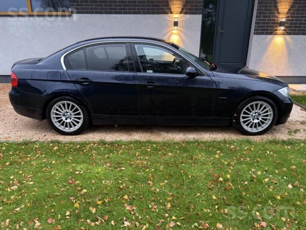 Zils BMW 325 2005 Rīga, ar dzinēja tilpumu 2.50 L un nobraukumu 278 tūkst. km par 4500 €, foto 4 vietnē AUTOMOTO.COM.LV