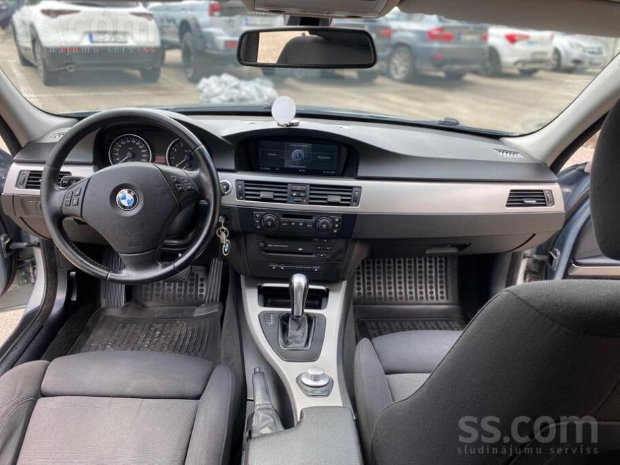 Синий БМВ 325 2006 в Рига, объемом двигателя 2.50 л и пробегом 196 тыс. км за 5300 €, фото 26 на AUTOMOTO.COM.LV