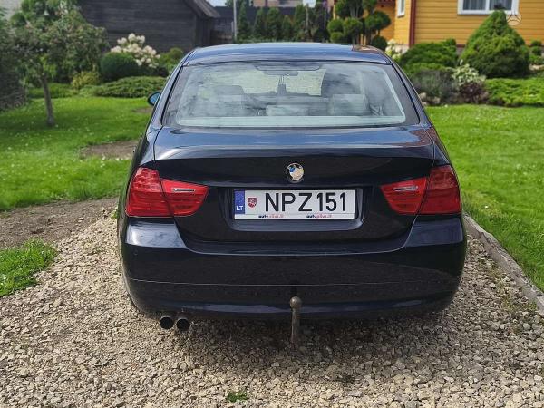 Zils BMW 325 2006 Radviliškis, ar dzinēja tilpumu 2.50 L un nobraukumu 3 tūkst. km par 2200 €, foto 5 vietnē AUTOMOTO.COM.LV