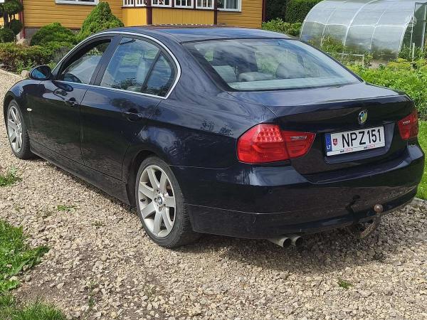 Zils BMW 325 2006 Radviliškis, ar dzinēja tilpumu 2.50 L un nobraukumu 3 tūkst. km par 2200 €, foto 6 vietnē AUTOMOTO.COM.LV