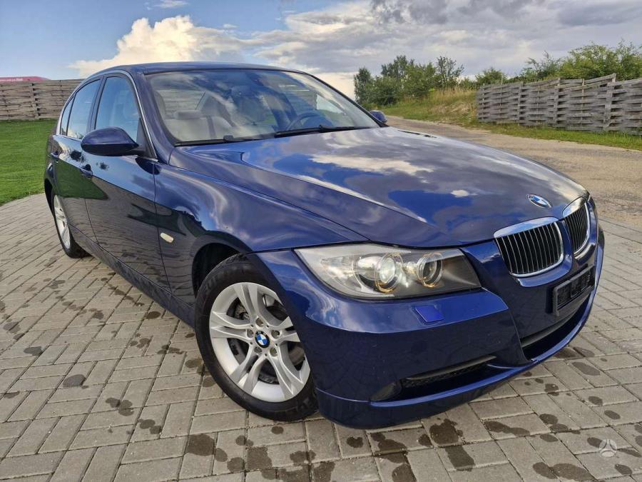 Zils BMW 325 2007 Viļņa, ar dzinēja tilpumu 2.50 L un nobraukumu 229 tūkst. km par 3950 €, foto 7 vietnē AUTOMOTO.COM.LV