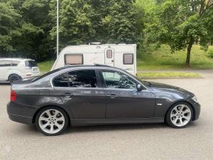Blue BMW 325 2007 in Druskininkai, with an engine capacity of 2.99 L and mileage of 390 thousand km for 3500 €, photo 5 on AUTOMOTO.COM.LV