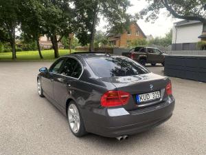 Blue BMW 325 2007 in Druskininkai, with an engine capacity of 2.99 L and mileage of 390 thousand km for 3500 €, photo 8 on AUTOMOTO.COM.LV
