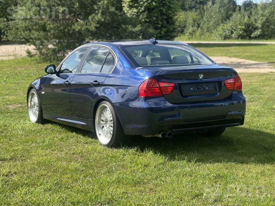 Blue BMW 325 2010 in Riga, with an engine capacity of 3.00 L and mileage of 237 thousand km for 7200 €, photo 4 on AUTOMOTO.COM.LV