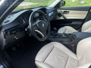 Blue BMW 325 2010 in Riga, with an engine capacity of 3.00 L and mileage of 237 thousand km for 7200 €, photo 7 on AUTOMOTO.COM.LV