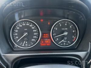 Blue BMW 325 2010 in Riga, with an engine capacity of 3.00 L and mileage of 237 thousand km for 7200 €, photo 11 on AUTOMOTO.COM.LV