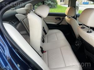 Синий БМВ 325 2010 в Рига, объемом двигателя 3.00 л и пробегом 238 тыс. км за 6550 €, фото 10 на AUTOMOTO.COM.LV