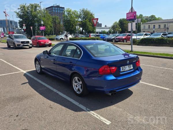 Синий БМВ 325 2011 в Рига, объемом двигателя 3.00 л и пробегом 235 тыс. км за 6250 €, фото 3 на AUTOMOTO.COM.LV