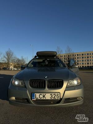 Zils BMW 325 2005 Kauņa, ar dzinēja tilpumu 2.50 L un nobraukumu 307 tūkst. km par 4150 €, foto 3 vietnē AUTOMOTO.COM.LV