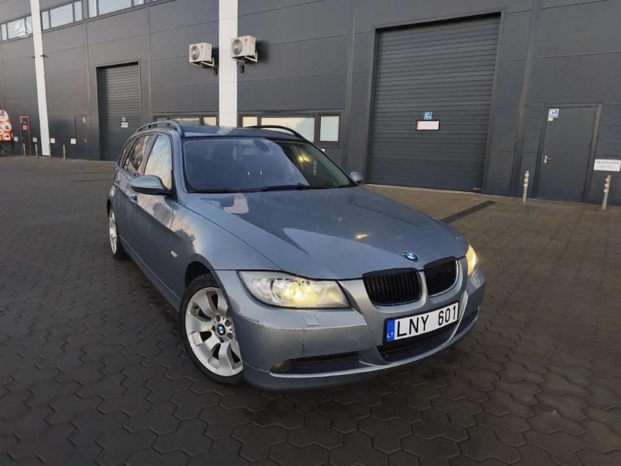 Zils BMW 325 2006 Viļņa, ar dzinēja tilpumu 2.99 L un nobraukumu 400 tūkst. km par 2850 €, foto 3 vietnē AUTOMOTO.COM.LV