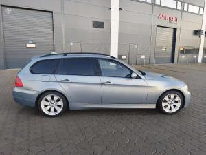 Zils BMW 325 2006 Viļņa, ar dzinēja tilpumu 2.99 L un nobraukumu 400 tūkst. km par 2850 €, foto 11 vietnē AUTOMOTO.COM.LV
