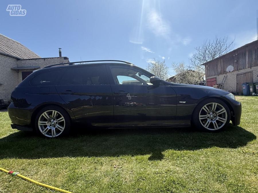 Blue BMW 325 2006 in Kaunas, with an engine capacity of 3.00 L and mileage of 445 thousand km for 4200 €, photo 6 on AUTOMOTO.COM.LV