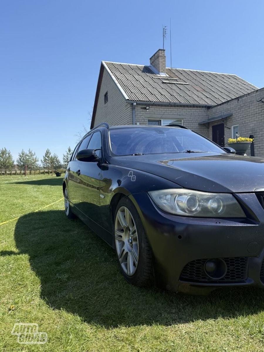 Blue BMW 325 2006 in Kaunas, with an engine capacity of 3.00 L and mileage of 445 thousand km for 3800 €, photo 8 on AUTOMOTO.COM.LV
