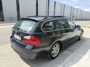 Zils BMW 325 2006 Viļņa, ar dzinēja tilpumu 2.50 L un nobraukumu 238 tūkst. km par 3150 €, foto 15 vietnē AUTOMOTO.COM.LV