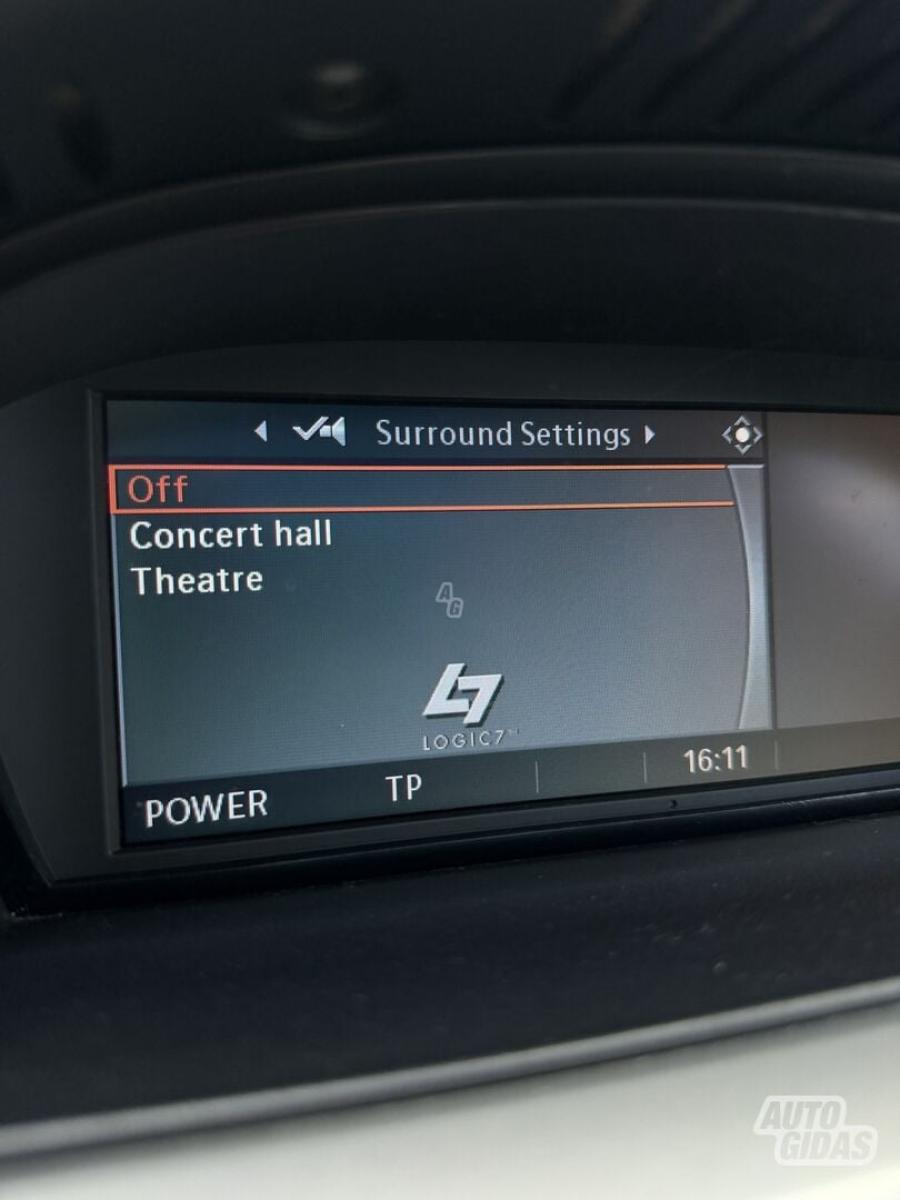Zils BMW 325 2006 Viļņa, ar dzinēja tilpumu 2.50 L un nobraukumu 238 tūkst. km par 3150 €, foto 21 vietnē AUTOMOTO.COM.LV