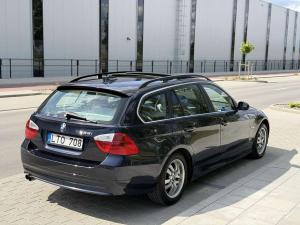 Blue BMW 325 2006 in Vilnius, with an engine capacity of 2.50 L and mileage of 238 thousand km for 3150 €, photo 15 on AUTOMOTO.COM.LV