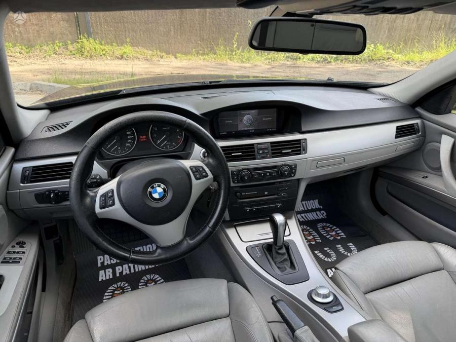 Blue BMW 325 2006 in Vilnius, with an engine capacity of 2.50 L and mileage of 238 thousand km for 3150 €, photo 22 on AUTOMOTO.COM.LV