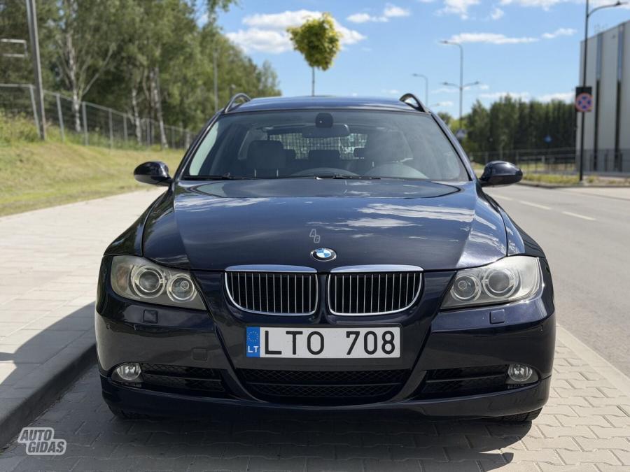 Синий БМВ 325 2006 в Вильнюс, объемом двигателя 2.50 л и пробегом 230 тыс. км за 2890 €, фото 12 на AUTOMOTO.COM.LV