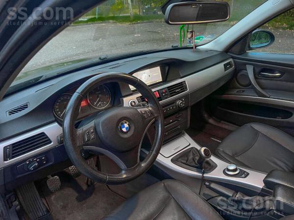 Zils BMW 325 2007 Jūrmala, ar dzinēja tilpumu 3.00 L un nobraukumu 261 tūkst. km par 3700 €, foto 8 vietnē AUTOMOTO.COM.LV