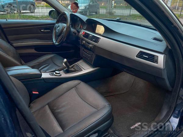 Zils BMW 325 2007 Jūrmala, ar dzinēja tilpumu 3.00 L un nobraukumu 261 tūkst. km par 3700 €, foto 9 vietnē AUTOMOTO.COM.LV