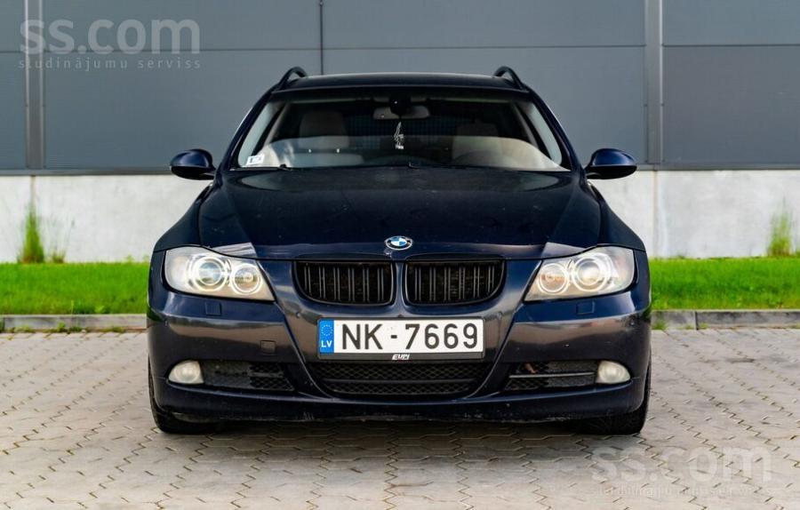 Blue BMW 325 2007 in Riga, with an engine capacity of 3.00 L and mileage of 413 thousand km for 5990 €, photo 3 on AUTOMOTO.COM.LV