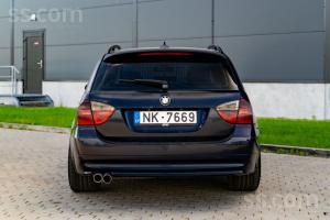Blue BMW 325 2007 in Riga, with an engine capacity of 3.00 L and mileage of 413 thousand km for 5990 €, photo 7 on AUTOMOTO.COM.LV
