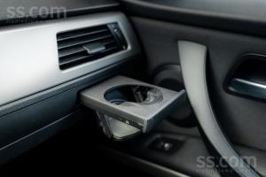 Blue BMW 325 2007 in Riga, with an engine capacity of 3.00 L and mileage of 413 thousand km for 5990 €, photo 24 on AUTOMOTO.COM.LV