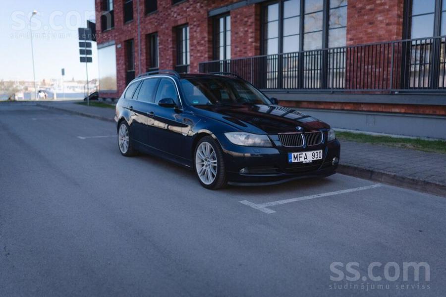 Zils BMW 325 2007 Rīga, ar dzinēja tilpumu 3.00 L un nobraukumu 336 tūkst. km par 4500 €, foto 1 vietnē AUTOMOTO.COM.LV