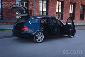 Zils BMW 325 2007 Rīga, ar dzinēja tilpumu 3.00 L un nobraukumu 336 tūkst. km par 4500 €, foto 3 vietnē AUTOMOTO.COM.LV