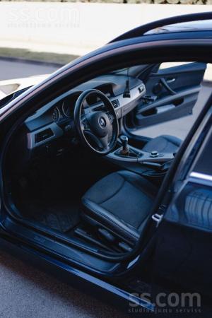 Zils BMW 325 2007 Rīga, ar dzinēja tilpumu 3.00 L un nobraukumu 336 tūkst. km par 4500 €, foto 5 vietnē AUTOMOTO.COM.LV